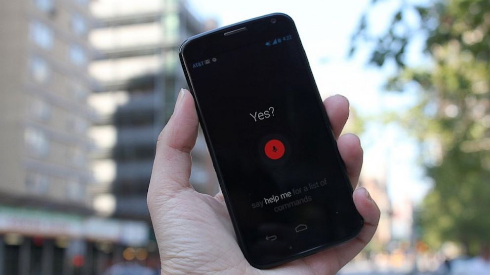 Moto X Review: Motorola's Smarter Smartphone Is a Smart Choice - ABC News