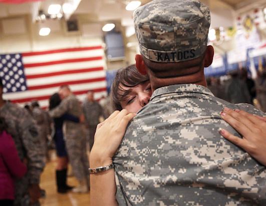 Military Heroes Return Home Picture | Military Heroes Return Home - ABC ...
