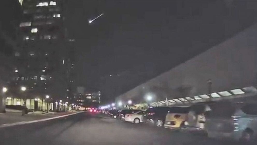‘Fireball Meteor’ Caught on Camera in Virginia and Ohio - ABC News