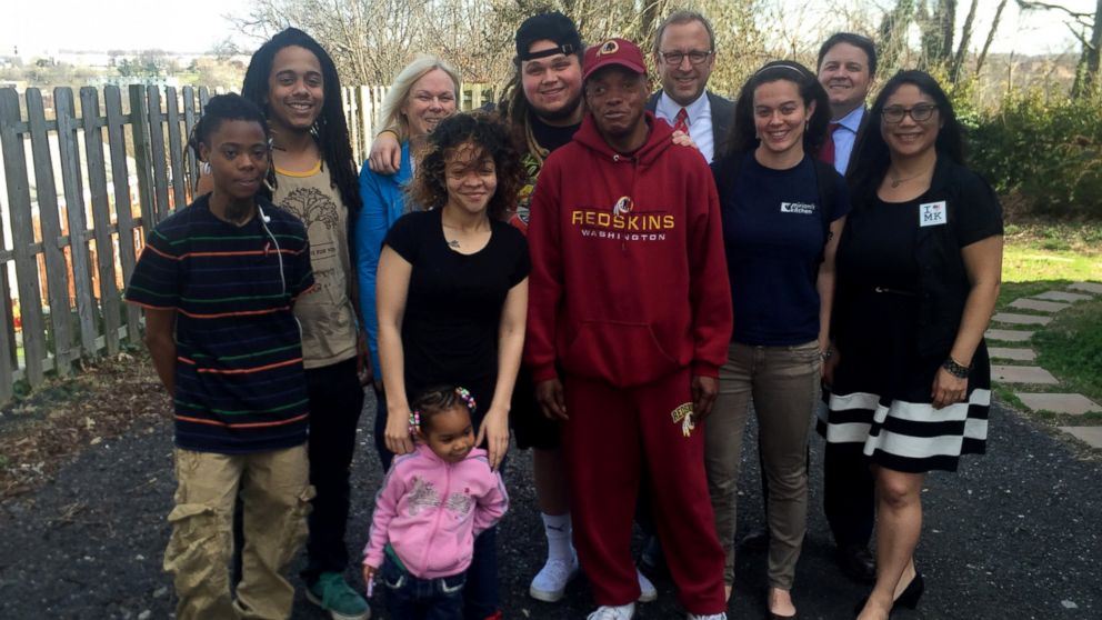 Former Homeless Veteran 'on Top of the World' After Moving Into ...
