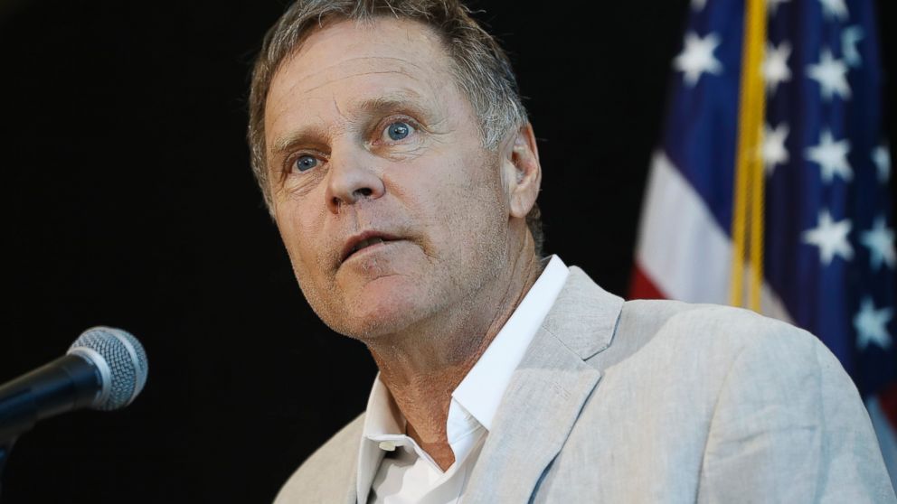 Otto Warmbier's Ohio hometown rallies around him after his return from ...