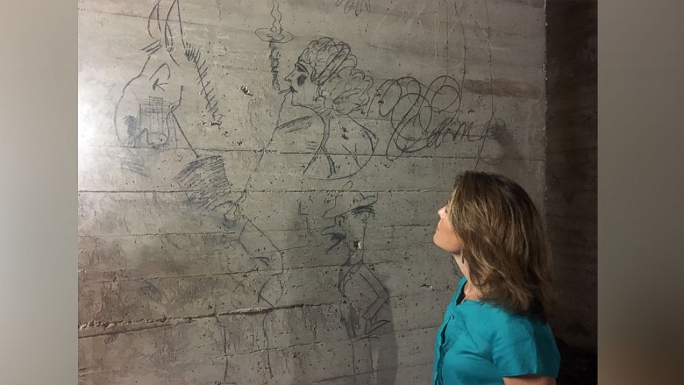 Take a 'Historic Graffiti' Tour Under the Lincoln Memorial - ABC News