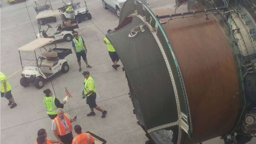 Passengers recall 'horrible' moment when United plane engine fell apart ...