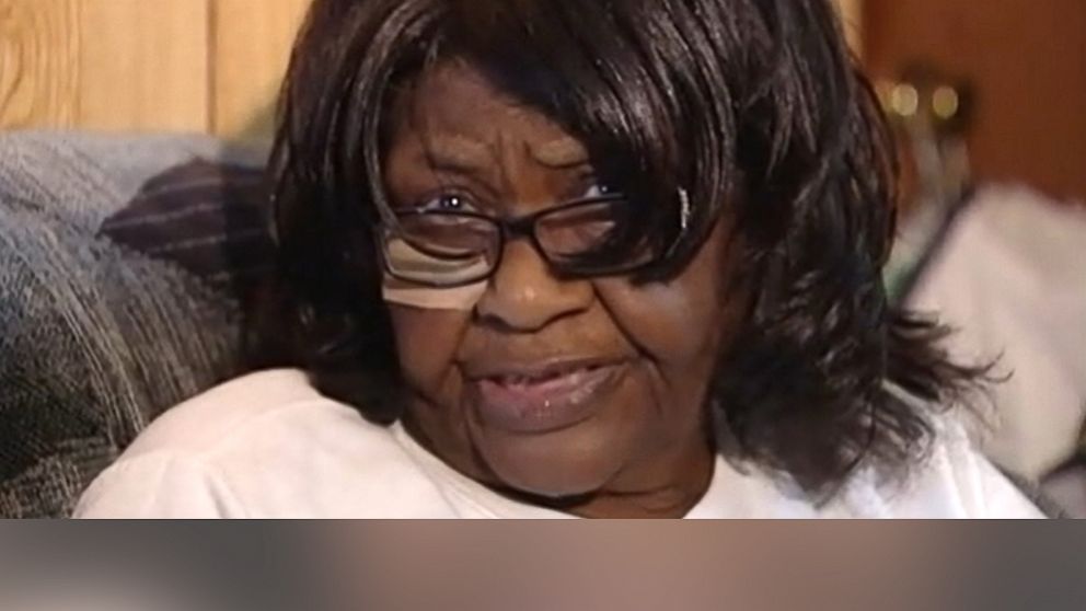 83 Year Old Houston Woman Fights Off Burglar With A Stick Pot Of