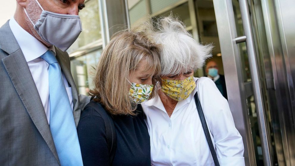 Allison Mack sentenced to 3 years in prison for role in NXIVM - ABC News