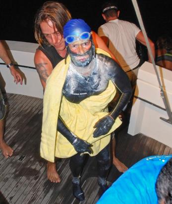 US swimmer Diana Nyad attempts to swim from Cuba to Florida Picture ...