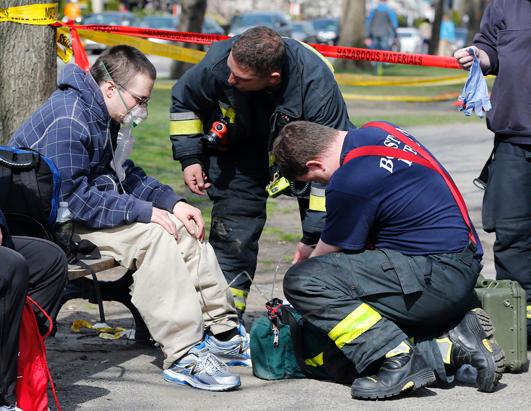 Boston Marathon Bombings Picture | Marathon Bystanders Quick to the ...