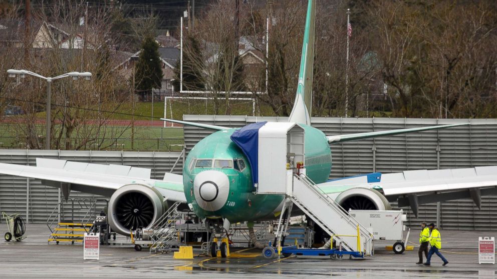 Trump announces FAA grounding all Boeing 737 MAX 8 and MAX 9 planes in ...