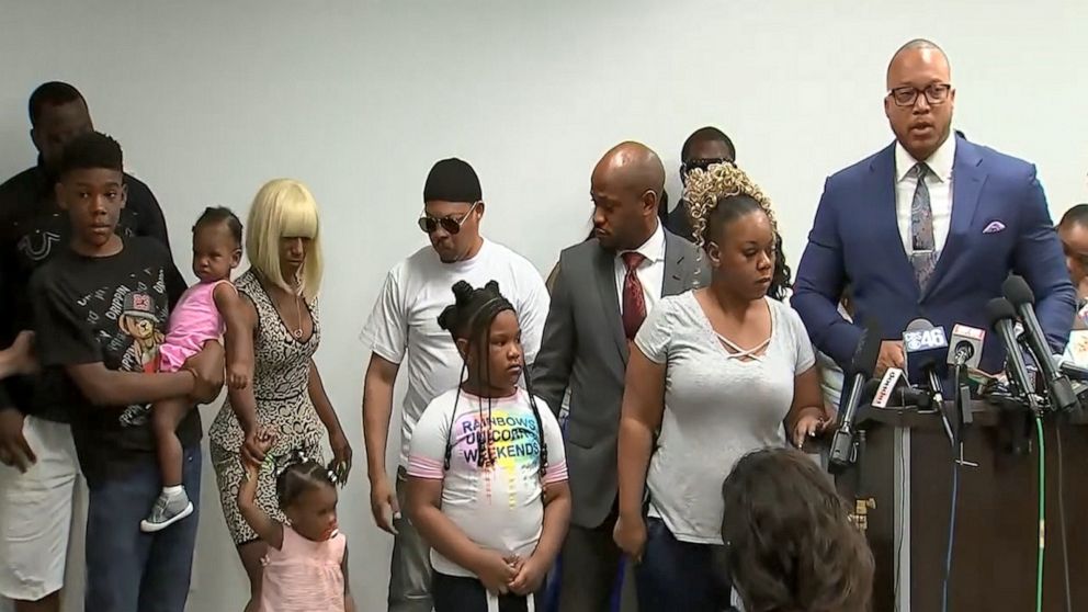 Video The family of Rayshard Brooks holds presser - ABC News Video The family of Rayshard Brooks holds presser - ABC News