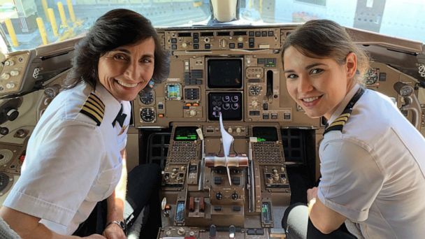 Flight School Calls For More Women Pilots After Photo Of Mother