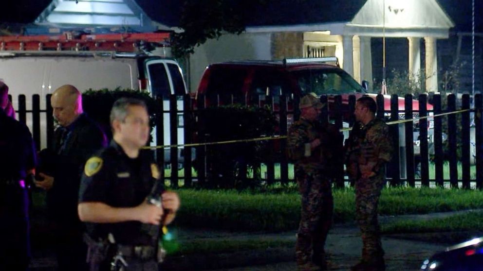 Houston officer shot, suspect killed during 'chaotic' crime spree ...