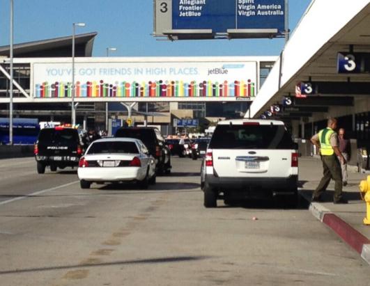 Dramatic Images of Shooting at LAX Picture | Shooting at LAX - ABC News