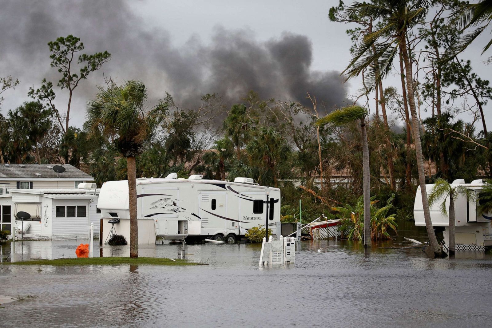 Dramatic images show Hurricane Ian’s destruction in Florida – ReportWire
