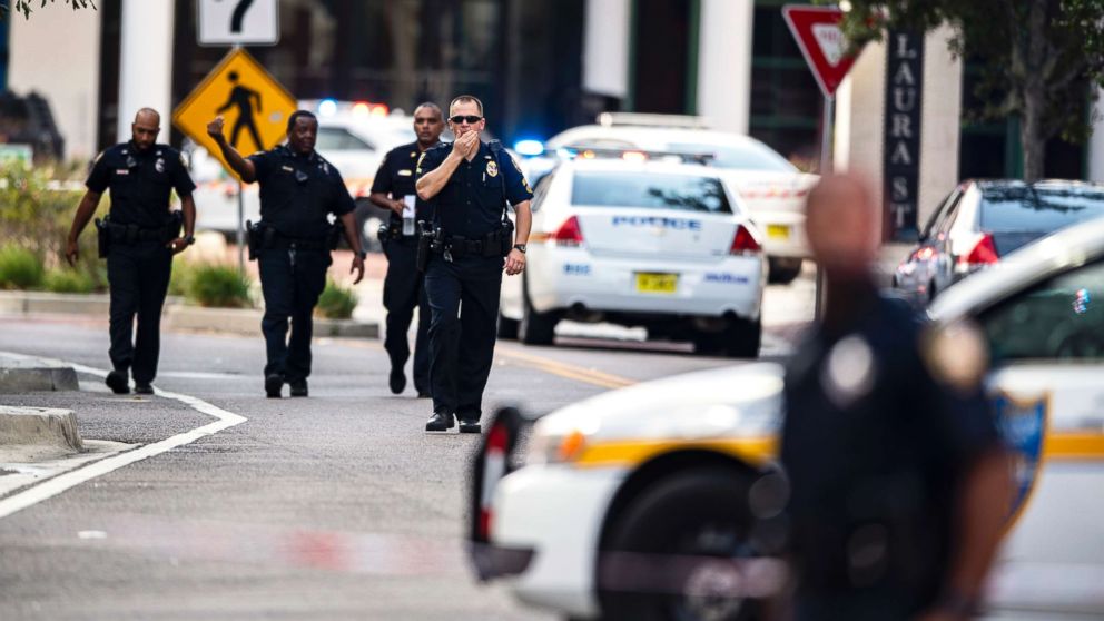 Mass shooting at Madden NFL esports tourney at Jacksonville hot spot: 2 ...