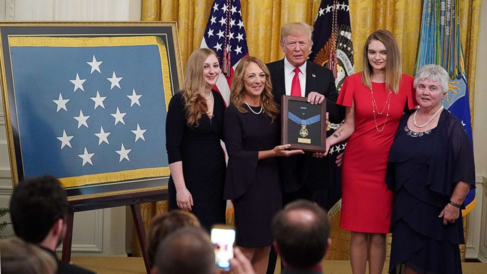 Trump awards Medal of Honor to airman who saved teammates from al-Qaeda ...
