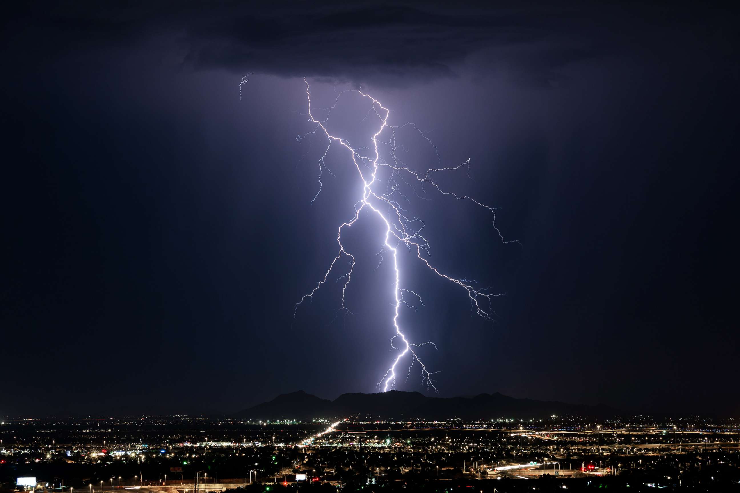 Top Tips To Avoid Lightning Strikes ABC News