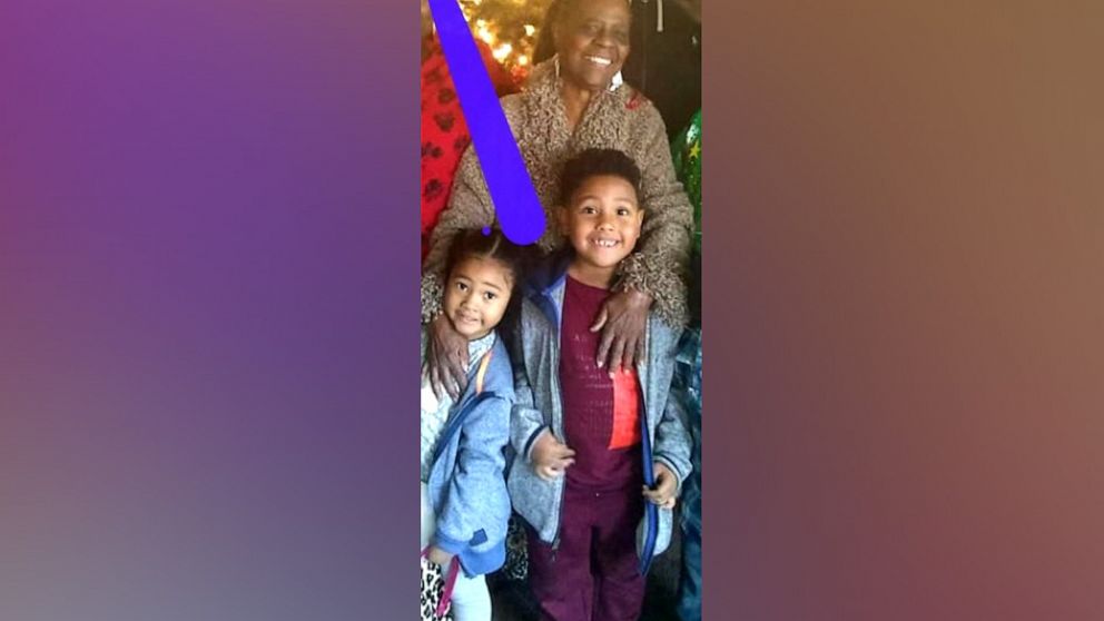 Police search for grandmother and 2 grandchildren who disappeared days ...
