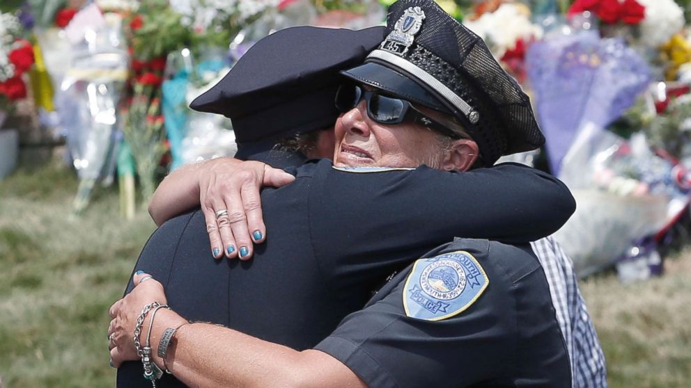'I pray for our cops every day': Law enforcement deaths spiking, guns ...