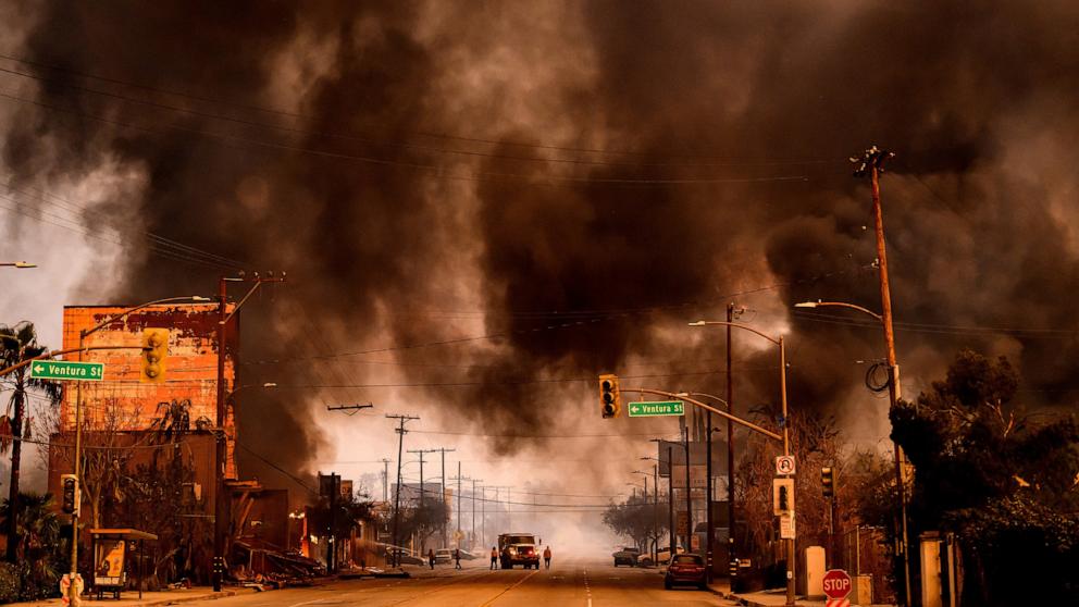 Wildfires pollute the air with smoke, dust, ash. Here's how to protect ...