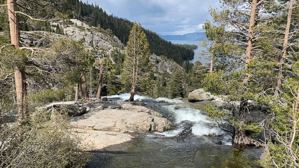 Mother, 35, plunges to death after slipping at California waterfall ...