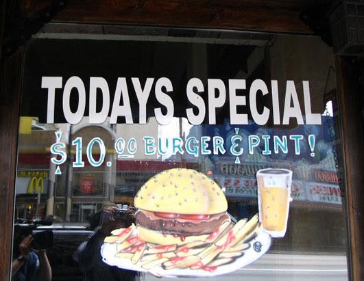 Typo Picture | 'The Great Typo Hunt' Quiz: Can You Spot Grammar ...