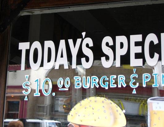 Typo Picture | 'The Great Typo Hunt' Quiz: Can You Spot Grammar ...