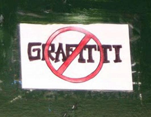 Typo Picture | 'The Great Typo Hunt' Quiz: Can You Spot Grammar ...