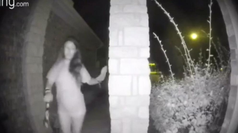 Video Texas Police Frantically Trying To Id Woman Caught On Doorbell