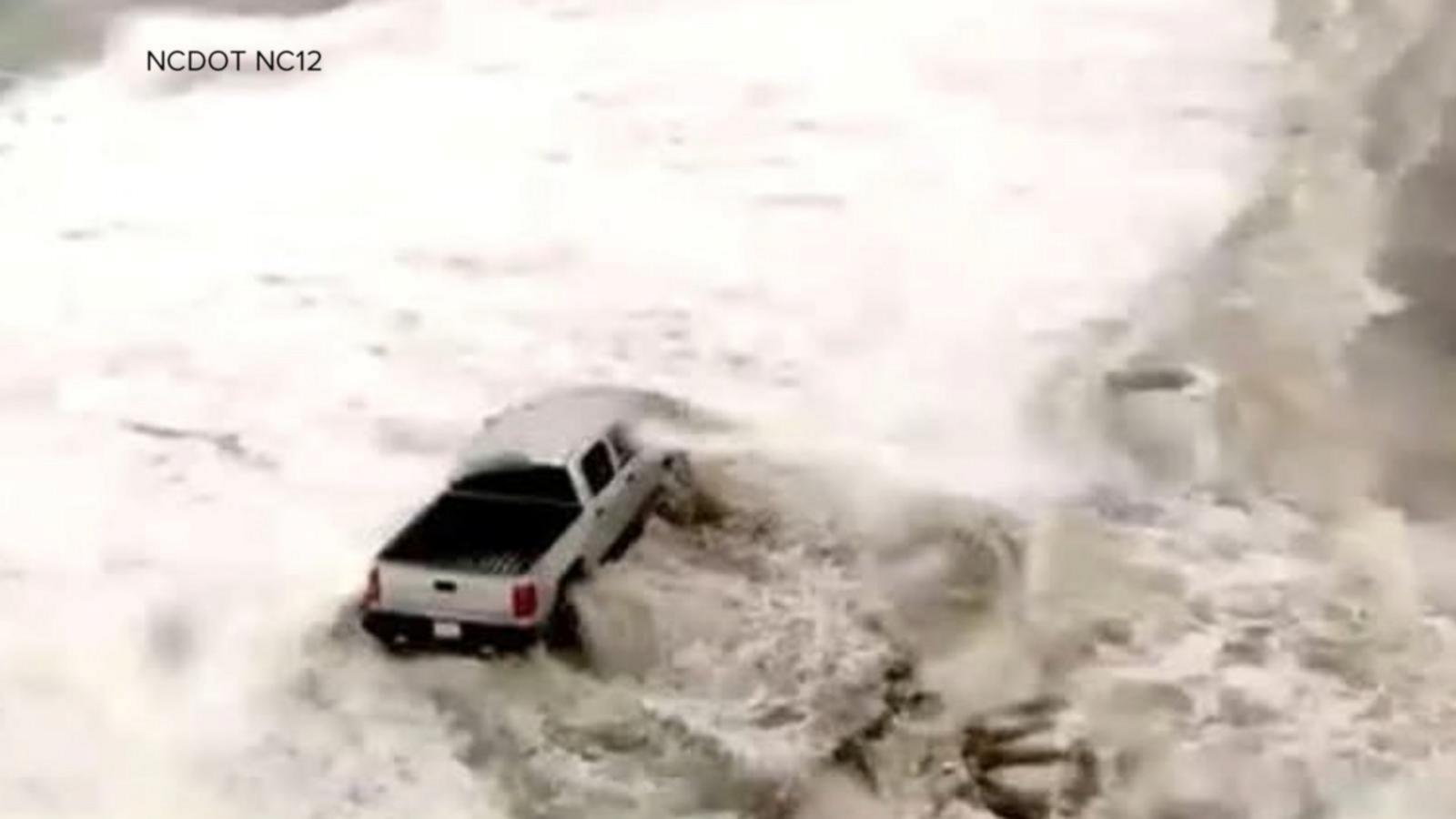 Nor'easter pounds East Coast, prompts state of emergency in New Jersey ...
